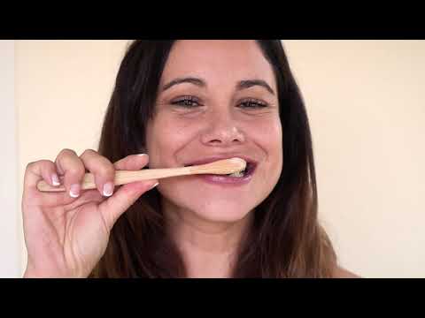 How to Brush Your Teeth Sustainably | SuperBee Dentos Zero-Waste Toothpaste Tabs