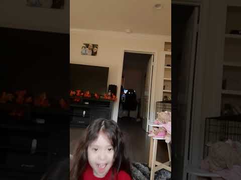 (Money/ Lisa) Scarlett loves this song!! #Lisa #YouTube kids #shorts #tiktok
