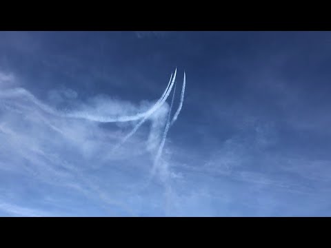 Blue Angels over the Golden Gate Bridge || ViralHog