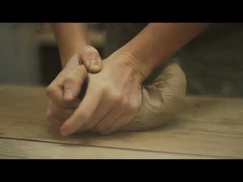 Processo de Modelagem Cerâmica | Objeto Cerâmico | Teaser. Vídeo: Lorena Duarte Films