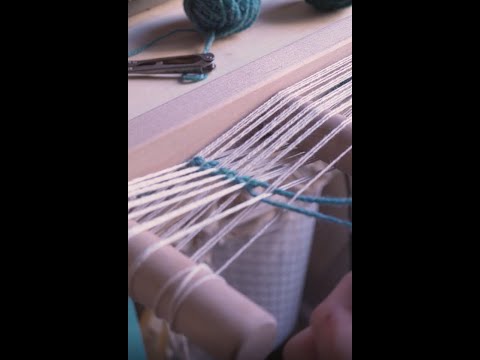 Floor loom set-up for tapestry
