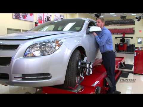 Four Wheel Alignment (Thrustline) - Hunter Engineering