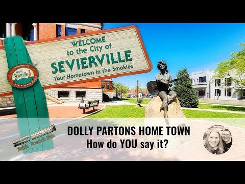 Dolly Partons Hometown! How do YOU say it? Dollys Statue - Downtown Sevierville, TN