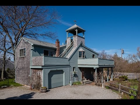 22 Sheldon Rd, Cohasset | Presented by Lorraine Tarpey of William Raveis