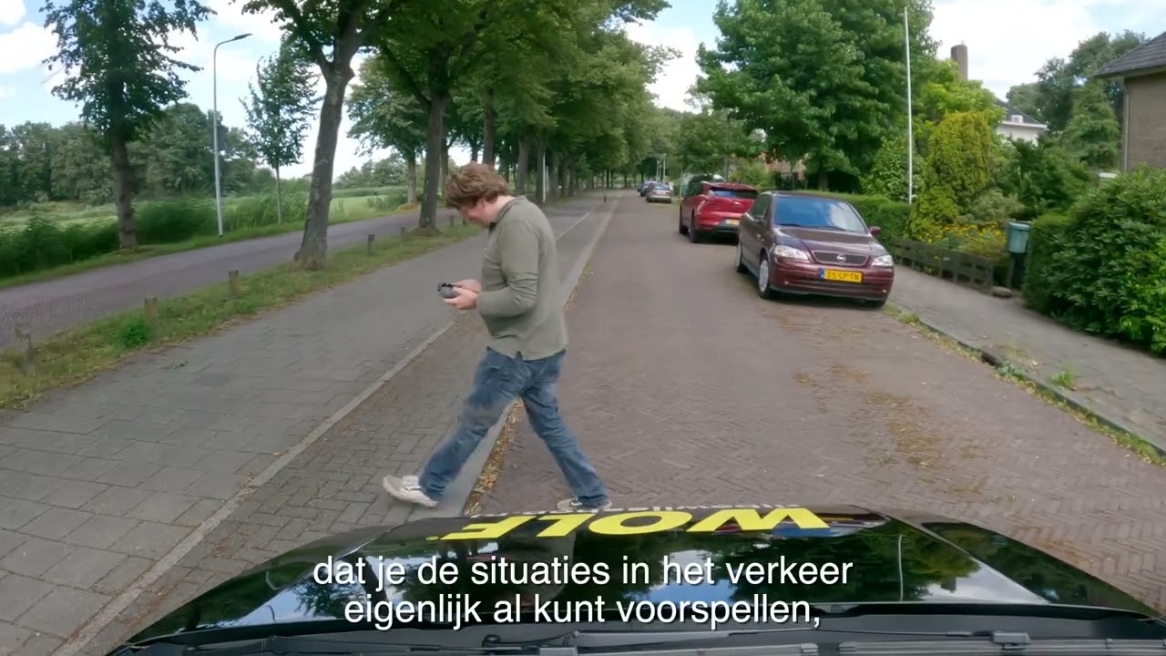 Aangepast, besluitvaardig, defensief rijden - Rijles instructiefilm