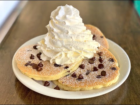 HAWAIʻI in the Kitchen: Fluffy Pancakes and Hearty Omelets