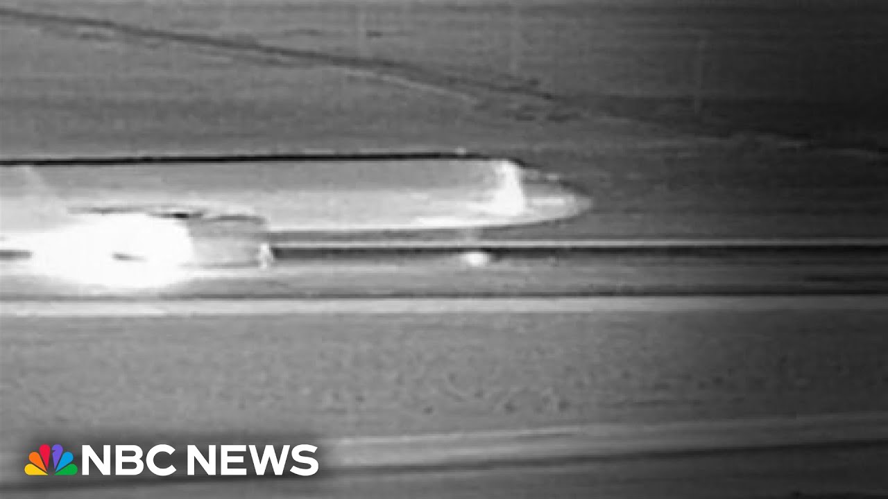 Man struck by Frontier Airlines plane at Denver airport died by suicide, investigators say