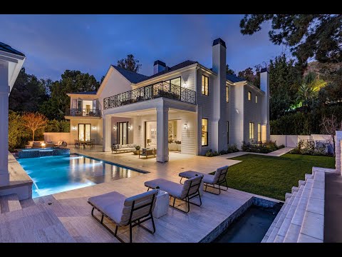 9520 Hidden Valley Road | Beverly Hills Post Office