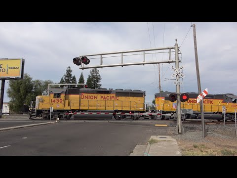 UP 1450 West Sac Port Local With GP22T4 Light South, 14th Ave. Railroad Crossing, Sacramento CA