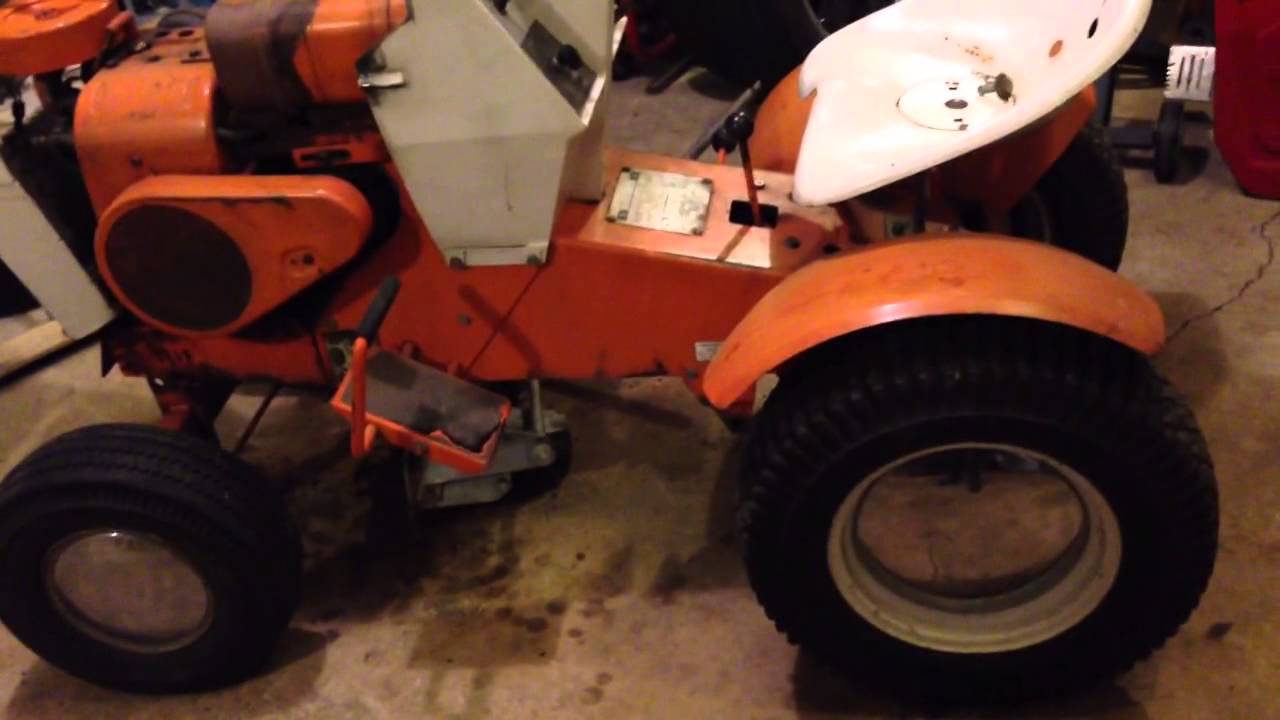 New Tractor: 1967 Sears Suburban 10