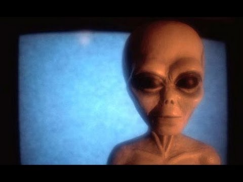 Are Aliens Real? Do Horror Movies Suck? Q&A w/ Vanessa Gomez & Jason Horton