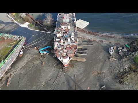 Deep Water Recovery ship breaking – look at all that rigging ...