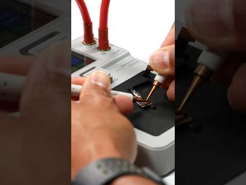 Spot welding with Qianlis Macoran Max #Apple #Battery #Repair