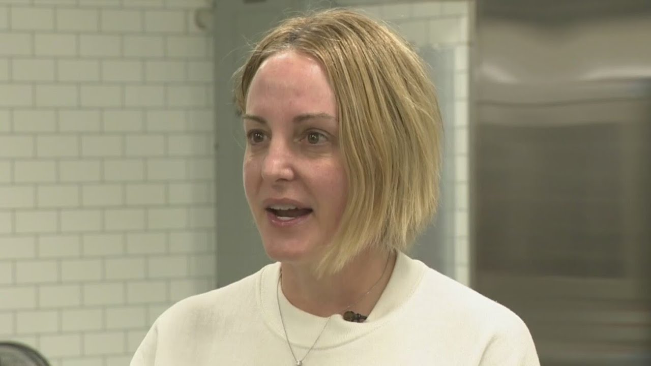 Food Network contestant hosts watch party at food pantry