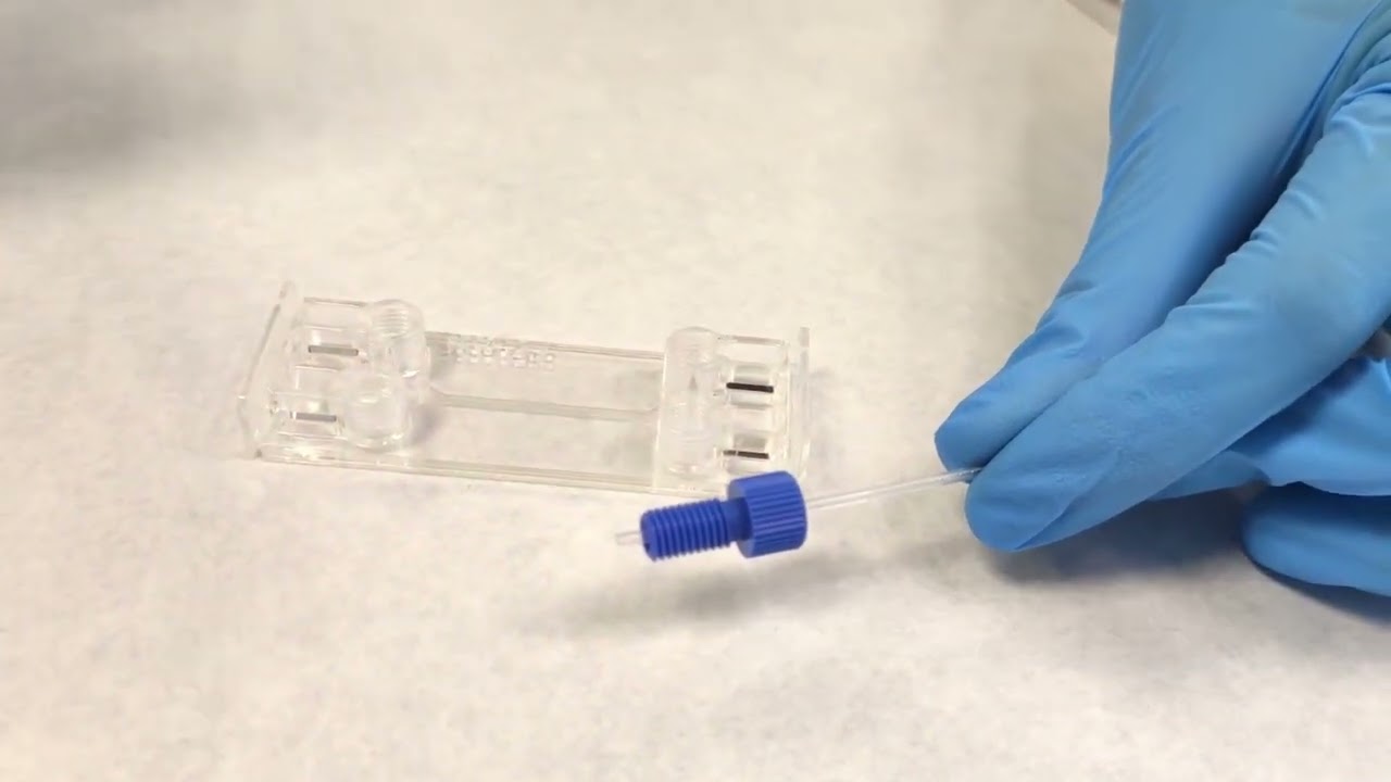 Connecting a microfluidic control system