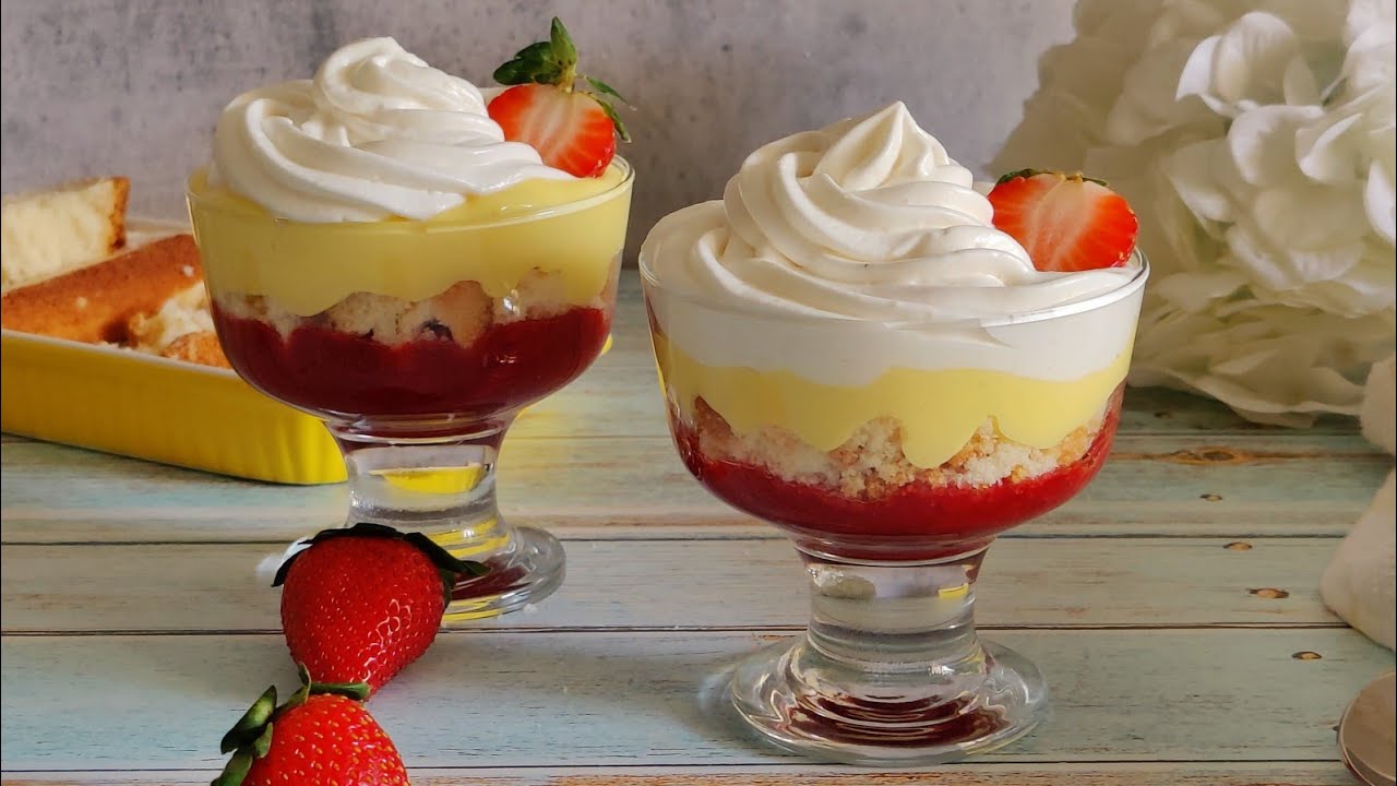 Mini Trifle Cups | Valentine's Special Recipe | Trifle Pudding Recipe | Custard Strawberry Trifle