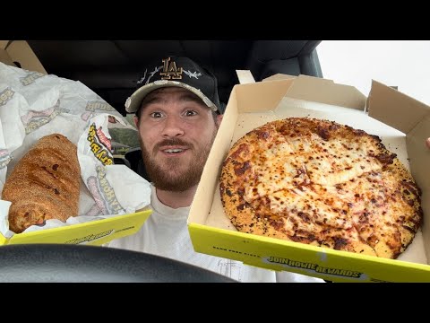 Hungry Howie’s Everything Bagel Crust and Howie Roll Review