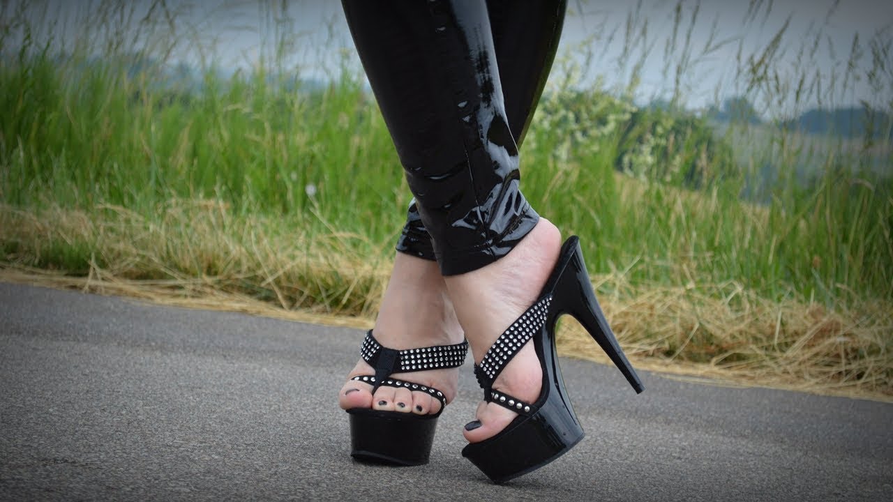 black platform sandals
