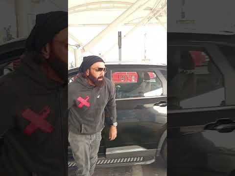 Bobby Deol snapped wearing hoodie of Aryan Khan clothing brand!