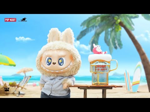 Put on your sunglasses and enjoy the summer vibes with LABUBU! β±οΈβοΈ πΆοΈ