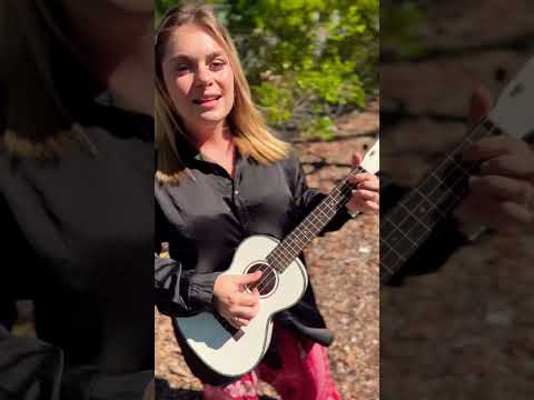 Julia Michaels Tenor Ukulele (issues acoustic cover) #juliamichaelsukulele #tenorukulele