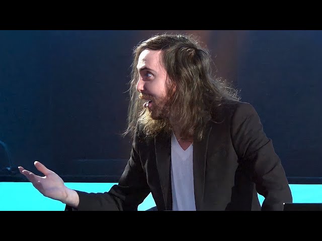 “Now he’s completely bald!”- Asmongold gets roasted by a game developer ...