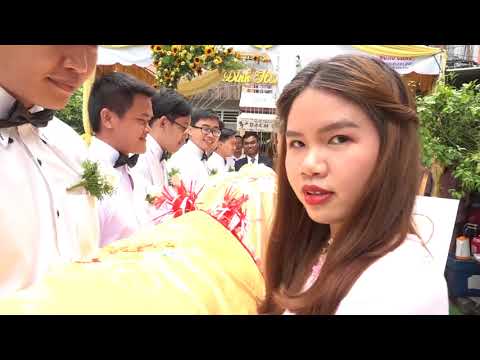 Duc Thuan Khanh Ly Engagement