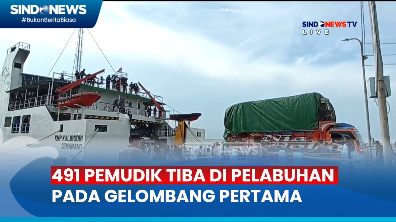 Ratusan Pemudik Tiba di Pelabuhan Kendal, Jawa Tengah - Breaking News 07/04