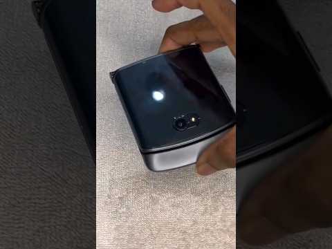Motorola Razr 5G 2024 Review Showcase and Camera