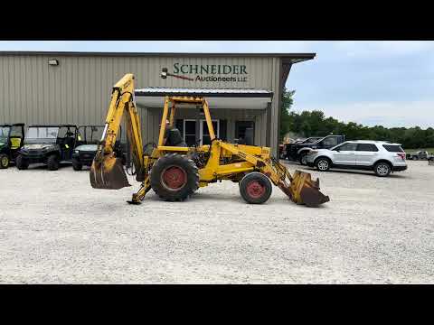 Case 480B backhoe loader - Schneider Auctioneers LLC