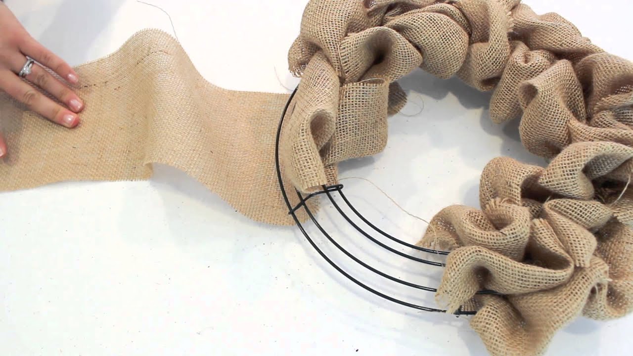 How to make a Burlap Wreath | 2 Minute Tutorial