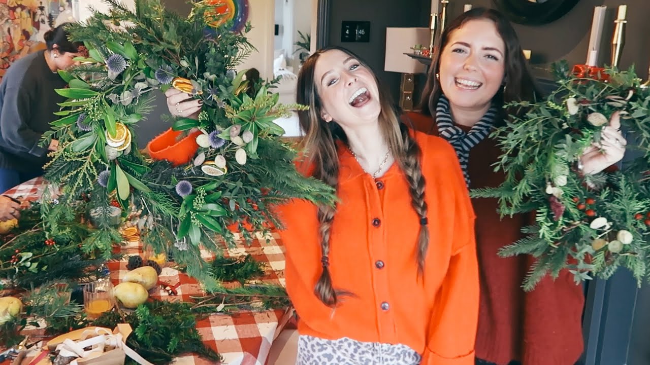 Christmas Wreath Making, Making Spiced Apple & Home Purchases | Vlogmas Day 4