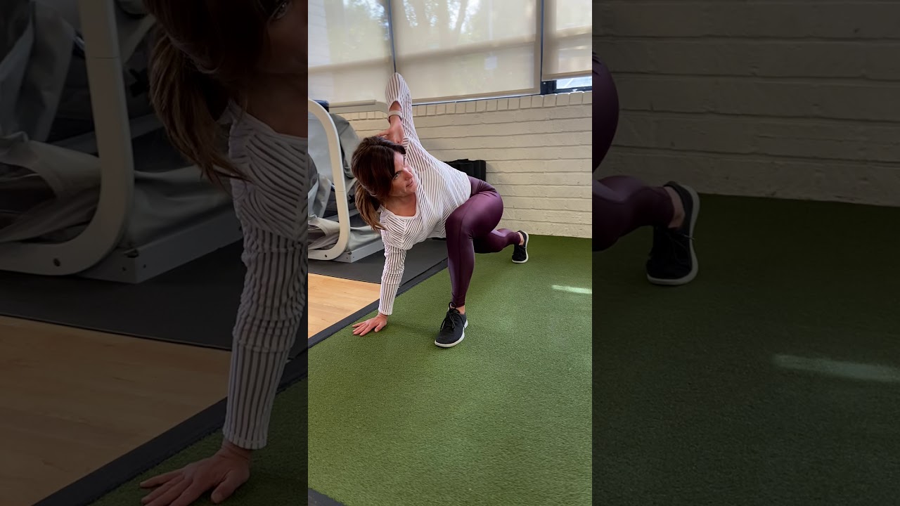 Dynamic Stretch for Thoracic Spine Rotation