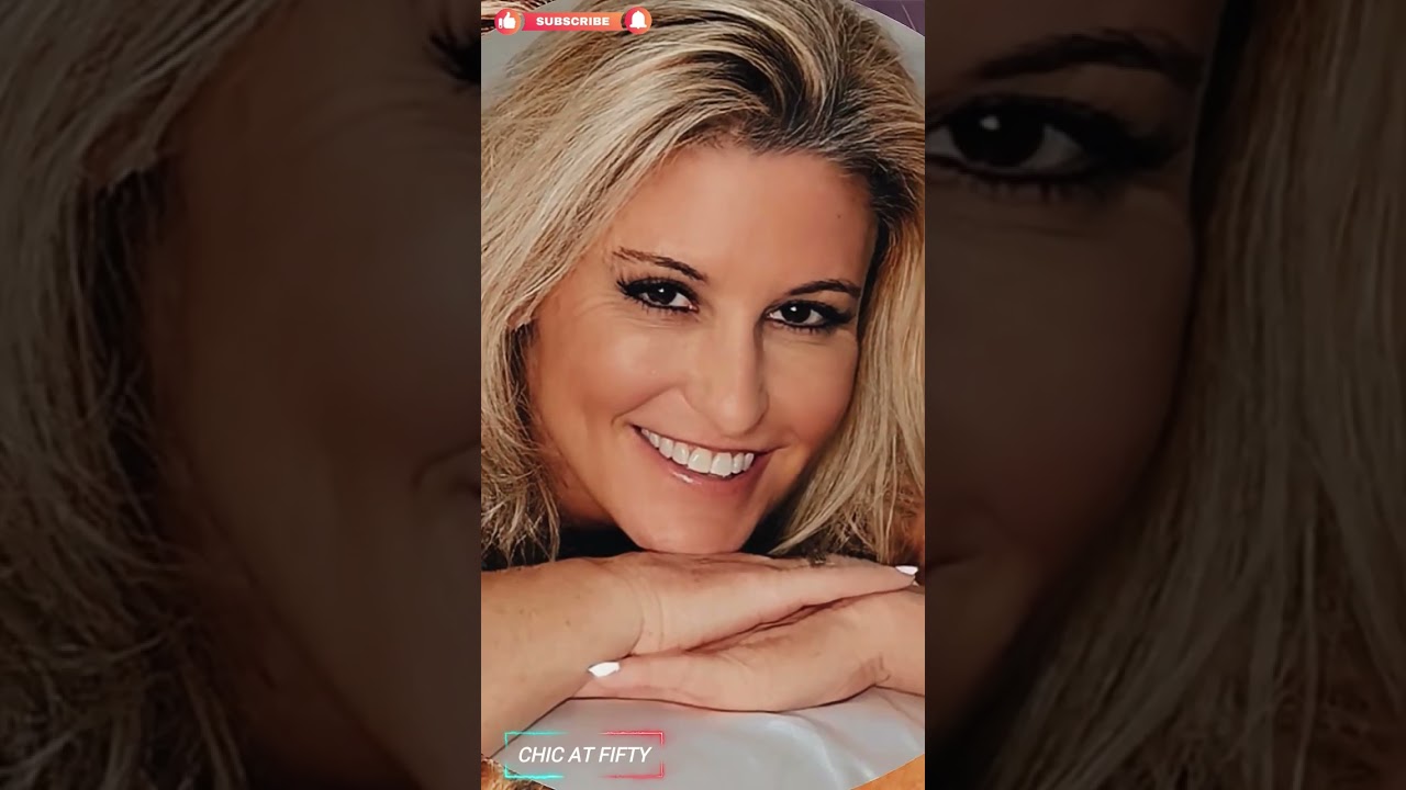 ANGEL MINX : natural & beautiful older women over 50