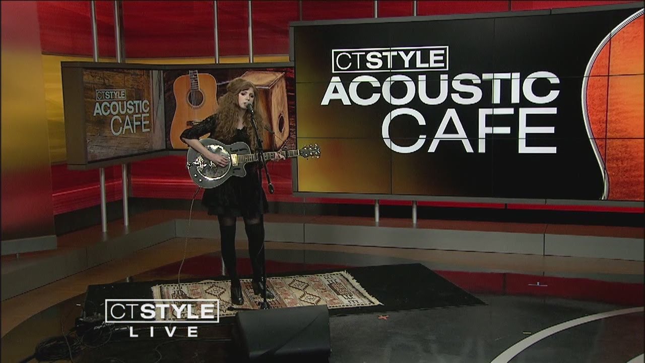 Acoustic Cafe: Riley Pinkerton