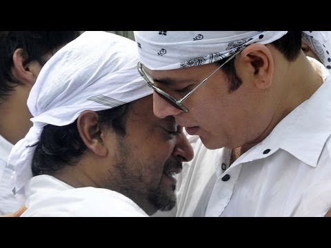 Sajid-Wajid Bereaved...