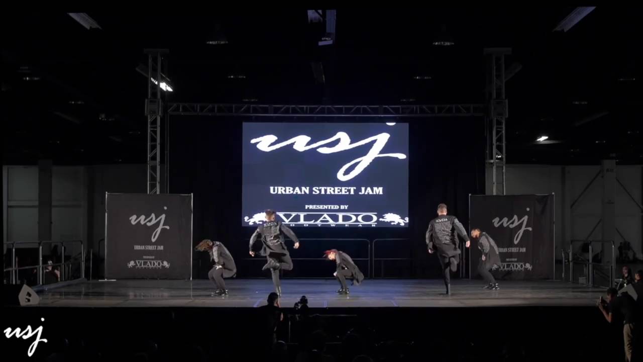 KMDA Crew | Krista Allen | USJ 2016