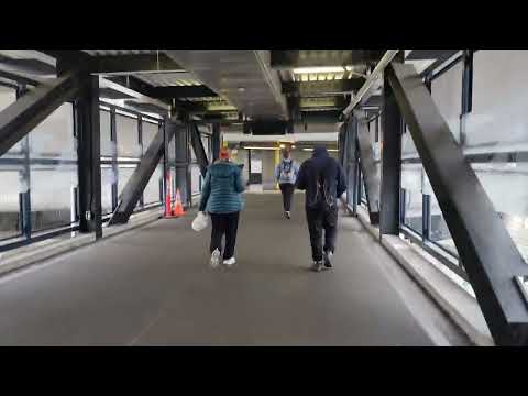 How to get from the light rail to Seattle airport parking