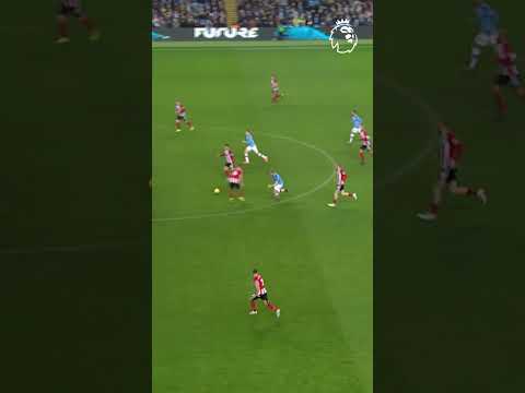 Brilliant Kevin De Bruyne sprint & finish