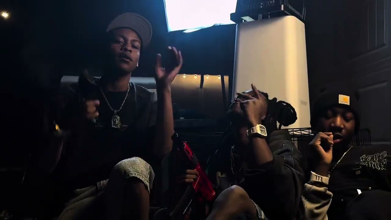 Rollin-Awesome To Me(official music video)