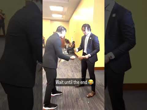 C.J. Stroud and Jaxon Smith-Njigba did the tortilla challenge at Big Ten Media Days 🤣