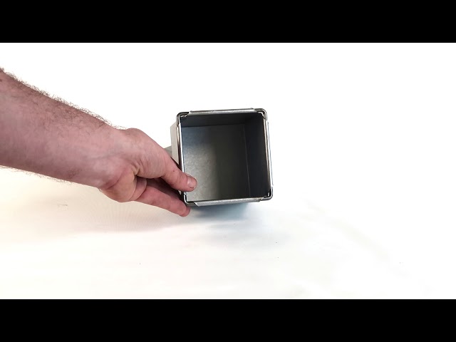 Cube Pullman Tins | DeliverDeli