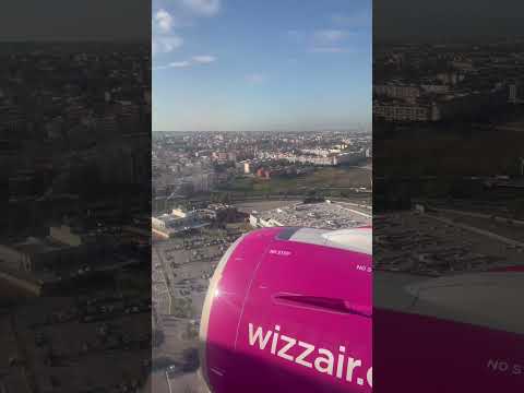 Naples International Airport NAP (flying in, almost landing) - Napoli, Italy