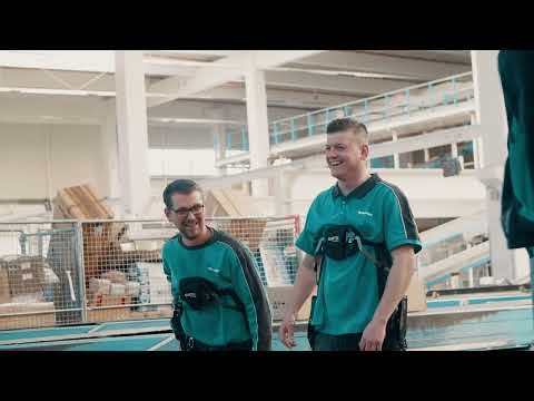Exoskelette in der Paketlogistik: Unterstützung zum Anziehen bei Hermes Germany