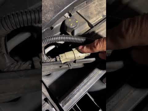 2017 Chevrolet Silverado 5.2L check engine light on U1510 code grill shutter assembly solution