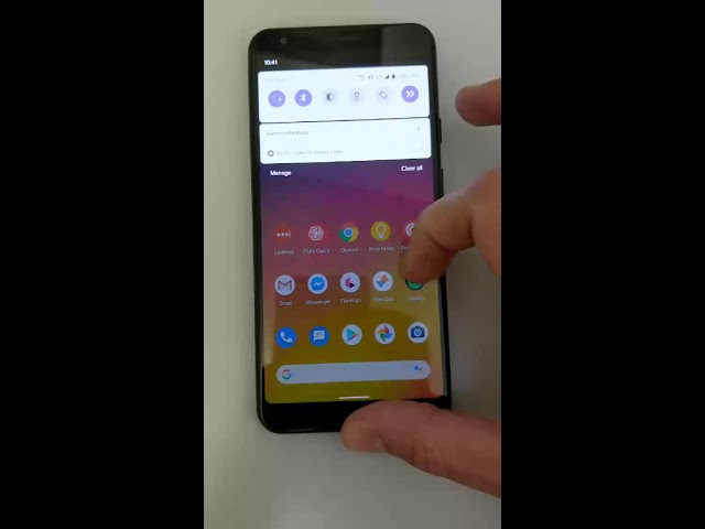 Android Q finally gets the pull down for notification bar gesture, yay ...