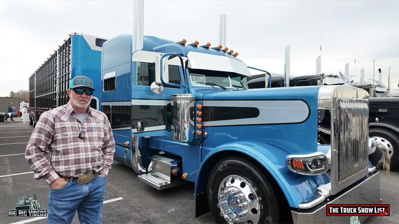 C&E Cattle Transport's 2023 Peterbilt