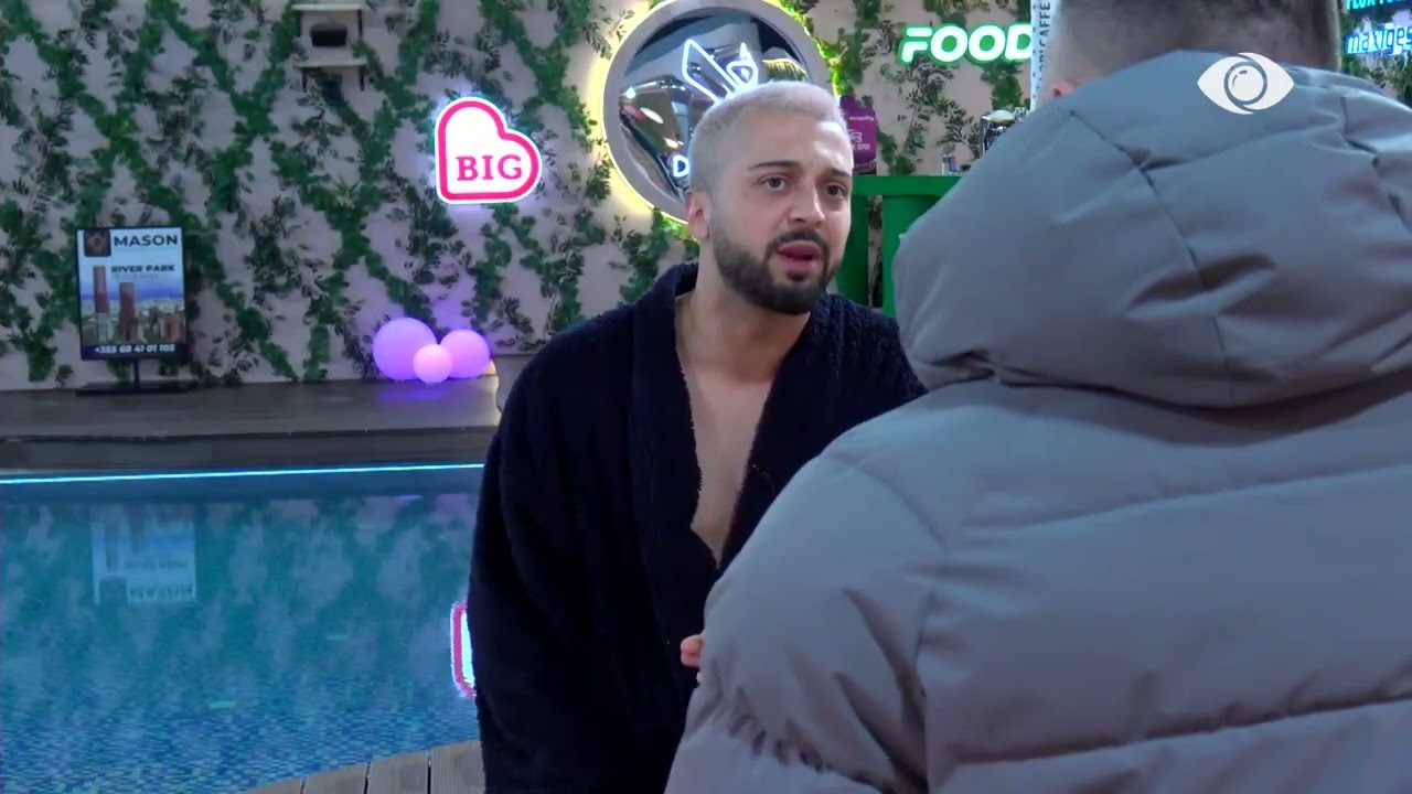 “Pse shkoni te Egli, ish-at dhe…”/ Gjesti debaton me banorët, G Bani e imiton: I luhatur – Big ...