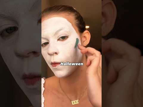 MAKEUP INSPIRED BY MY FAVORITE HALLOWEEN MOVIE!!! ๐ฑ check out my @imdb October watchlist!