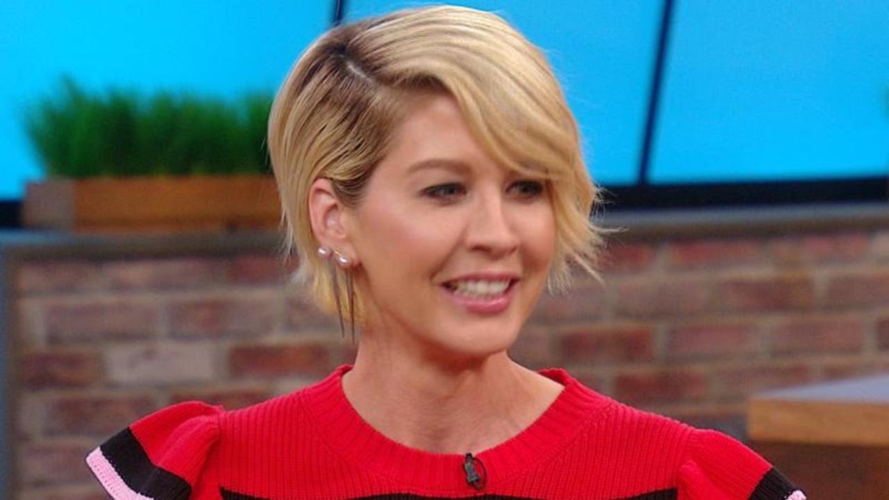 Jenna Elfman on Her New Imaginary Friend-Themed Sitcom